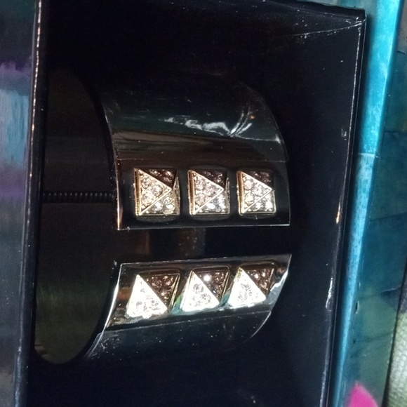 Victoria's Secret | Jewelry | Nib Victorias Secret Silvertone Cuff ...